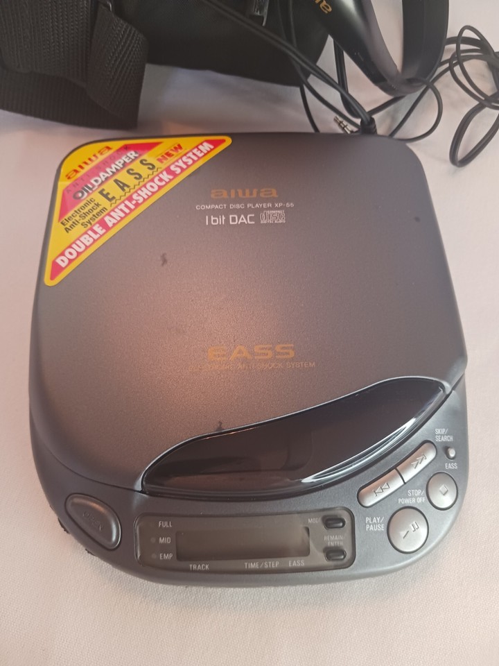 Aiwa Portable CD Player Anti Skip 1 Bit DAC Model XP-55 With Bag ...