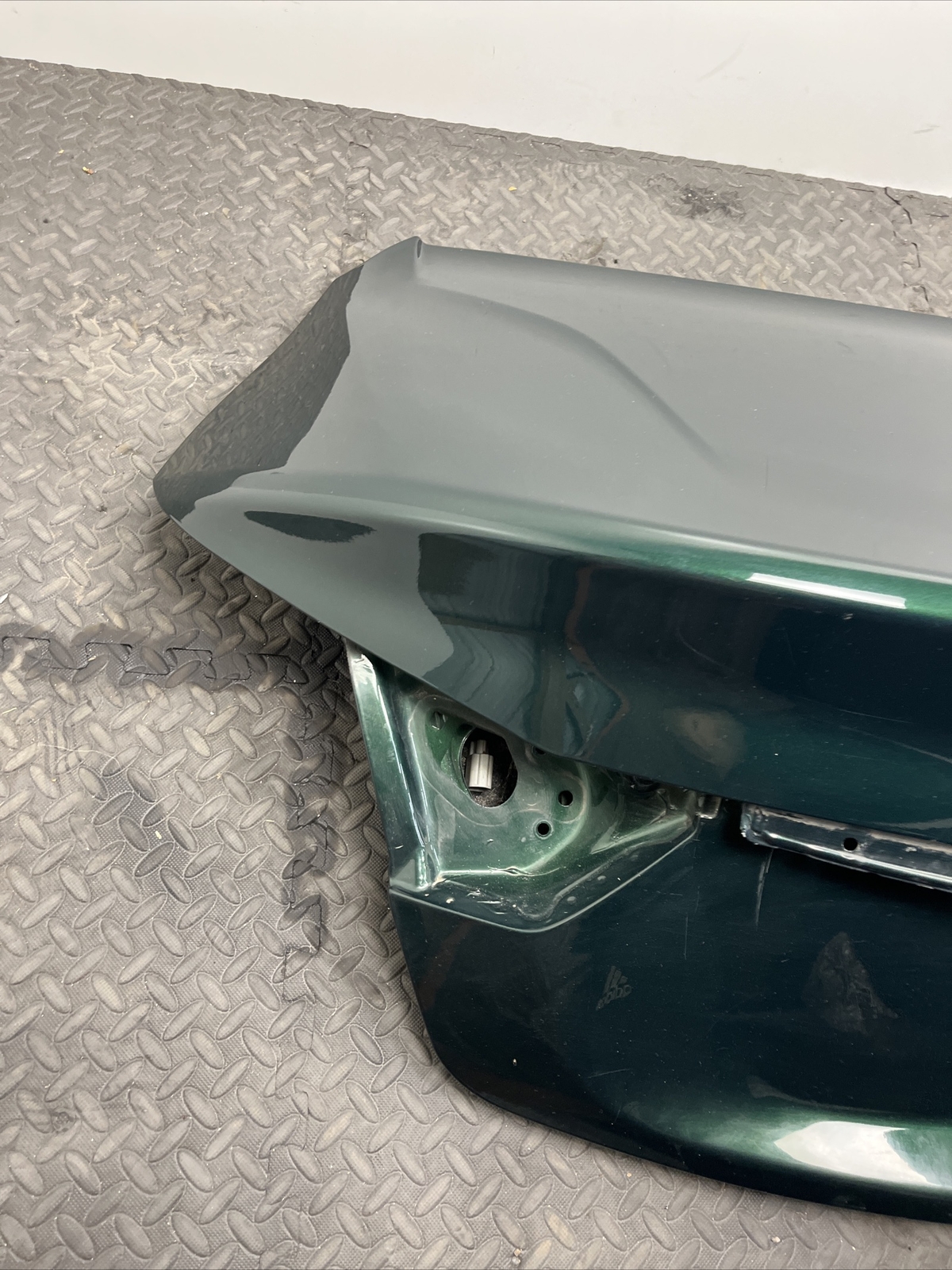 2014-2020 CHEVROLET IMPALA REAR TRUNK LID HATCH DECKLID TAILGATE GREEN ...