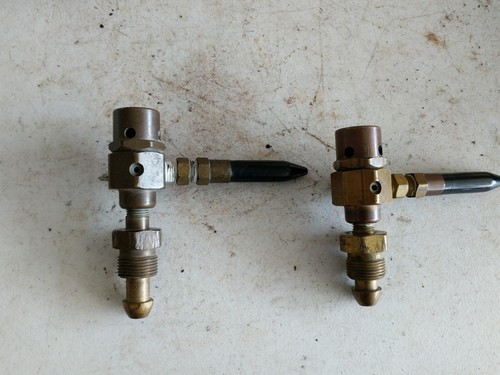 LOT OF 2 HELIUM TANK VALVES BOTH WORK GREAT NICE L$$K!!! | eBay