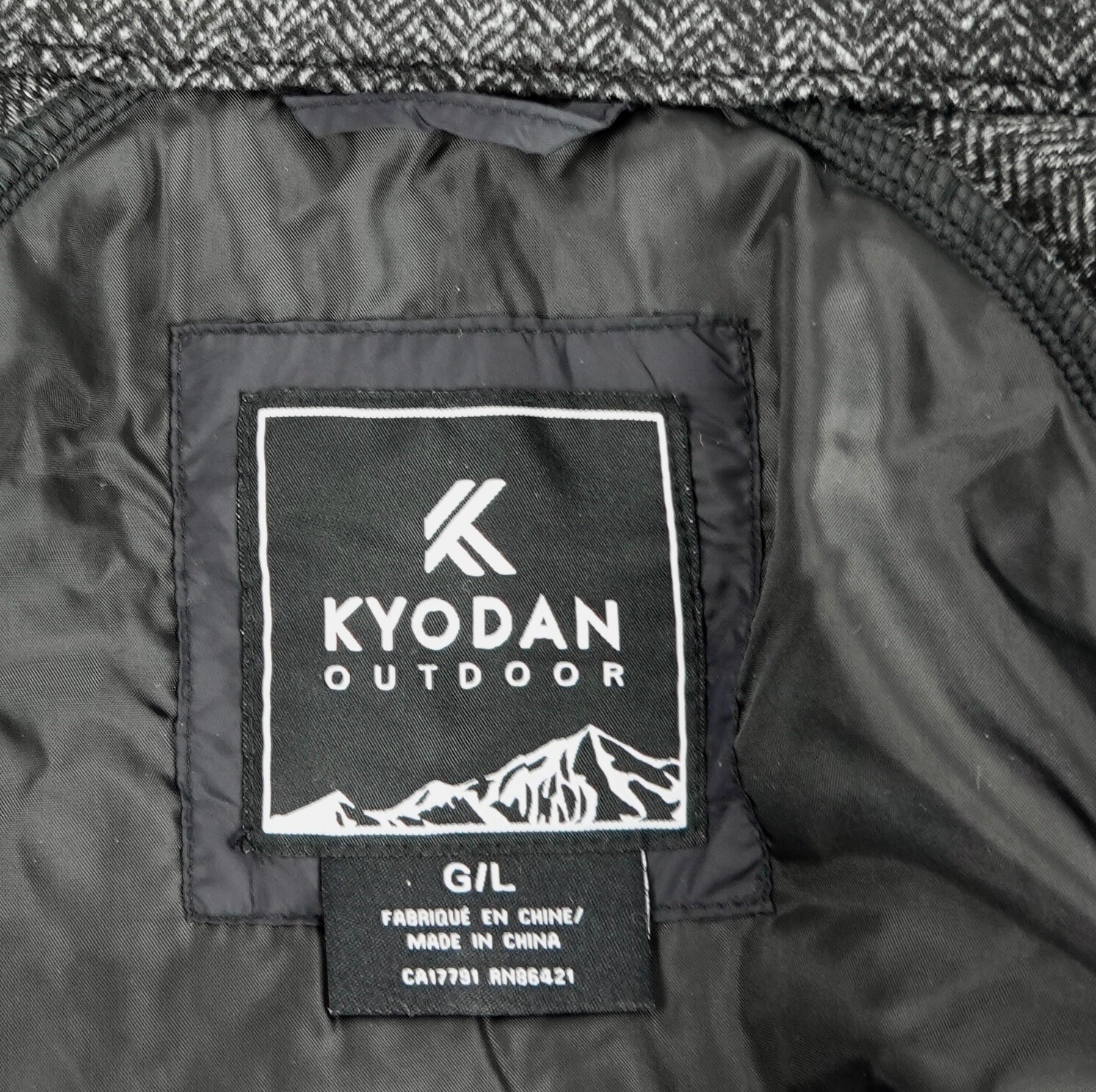 Quilted Double Brushed Herringbone Womens Jacket Size L Black KYODAN ...