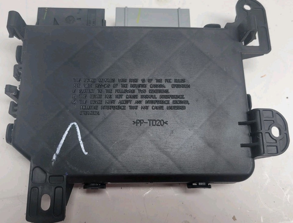 2009-2011 TOWN CAR MARQUIS VIC KEYLESS DRIVER DOOR MODULE CONTROL 9W7T ...