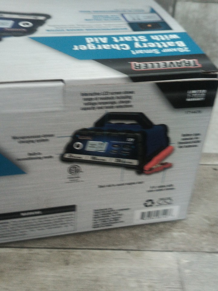 TRAVELER 20 Amp Smart Battery Charger Start Aid 12V Microprocessor ...