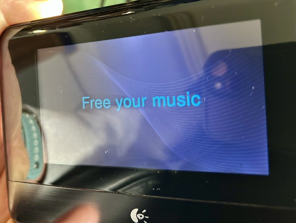 Logitech Squeezebox Touch Music Streamer - Original Box And Accessories | eBay