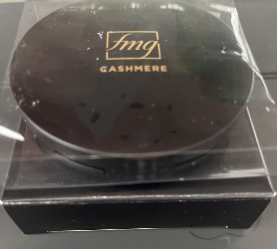 Avon Fmg Cashmere Complexion Compact Powder Foundation W110 New Boxed ...