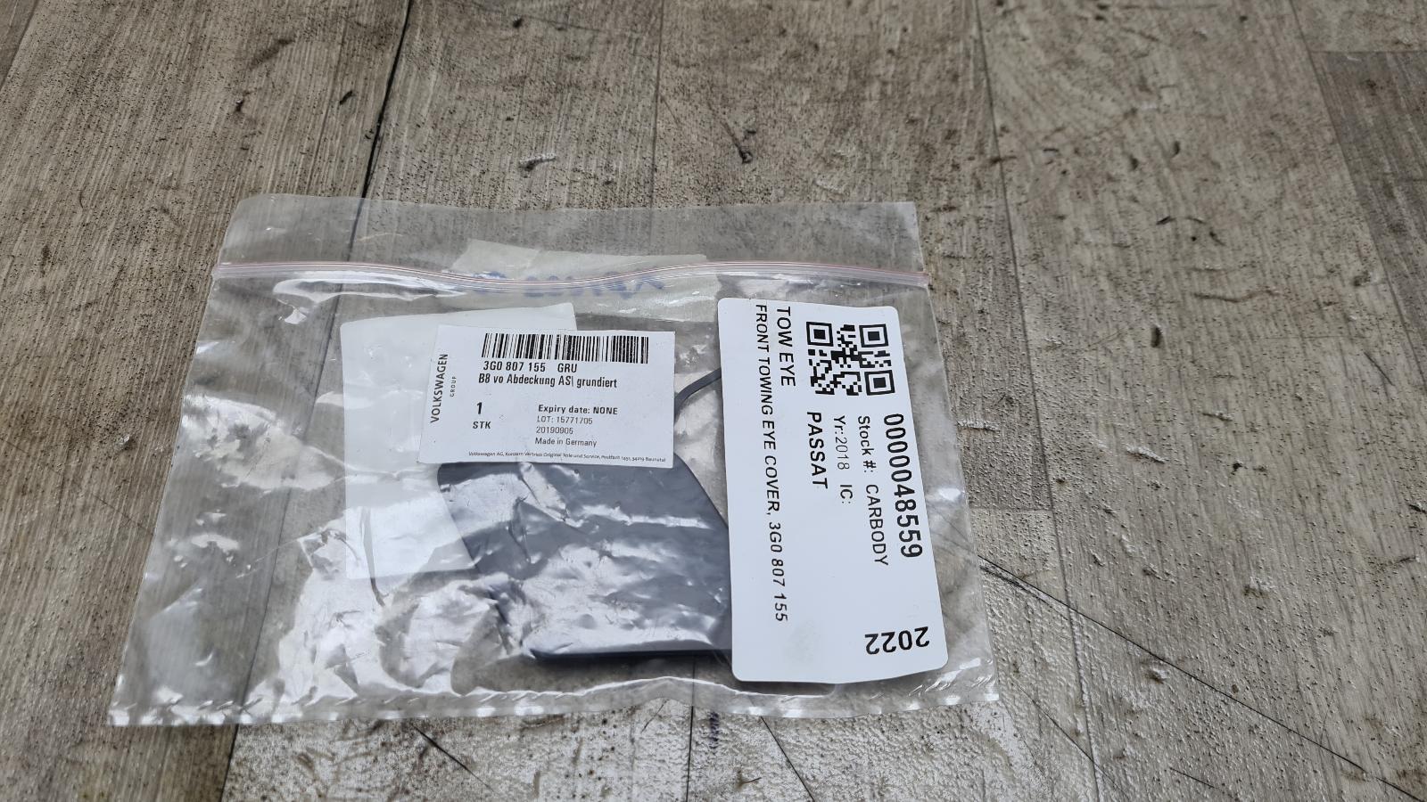 2015-2018 VW Volkswagen PASSAT B8 Front Tow Cover 3G0807155 for sale ...