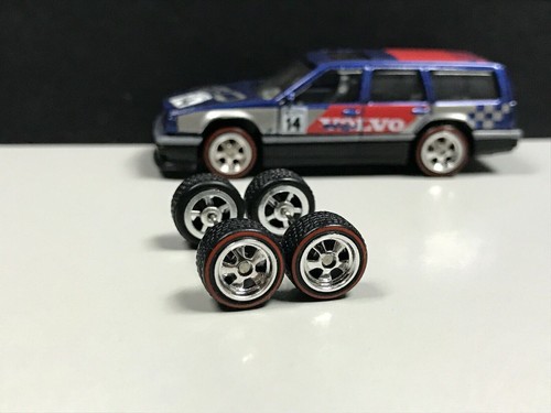 R257 Hot Wheels 1/64 Set LW5 Chrome Redline, Medium axle RUBBER REAL ...