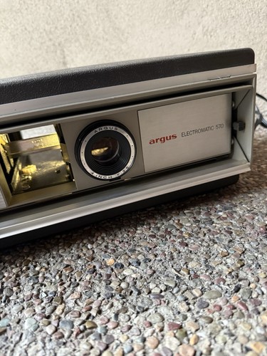 Vintage Argus Electromatic 570 Zoom Automatic Slide Projector + remote ...