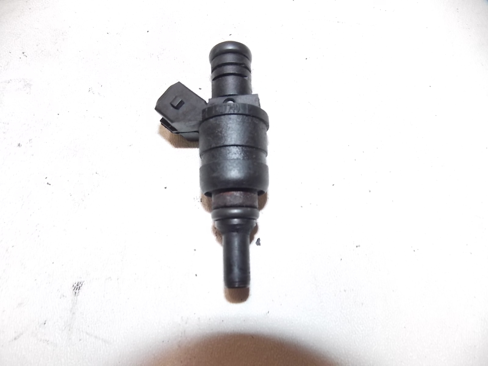 Bmw E46 E39 Fuel Injector 1427240 2.5L M54 OEM 01-05 325 525 Z3 Z4 X3 ...