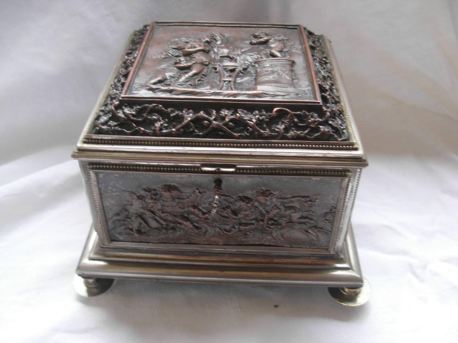 ANTIQUE FRENCH EMBOSSED COOPER PLAQUE JEWEL BOX,CHERUB PATTERN,LATE ...