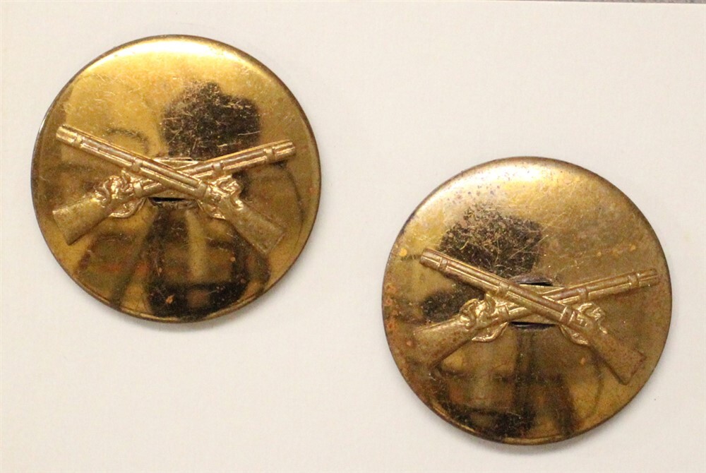 U.S. Army Enlisted Collar Pin set 7722: Infantry pair - semi-domed ...