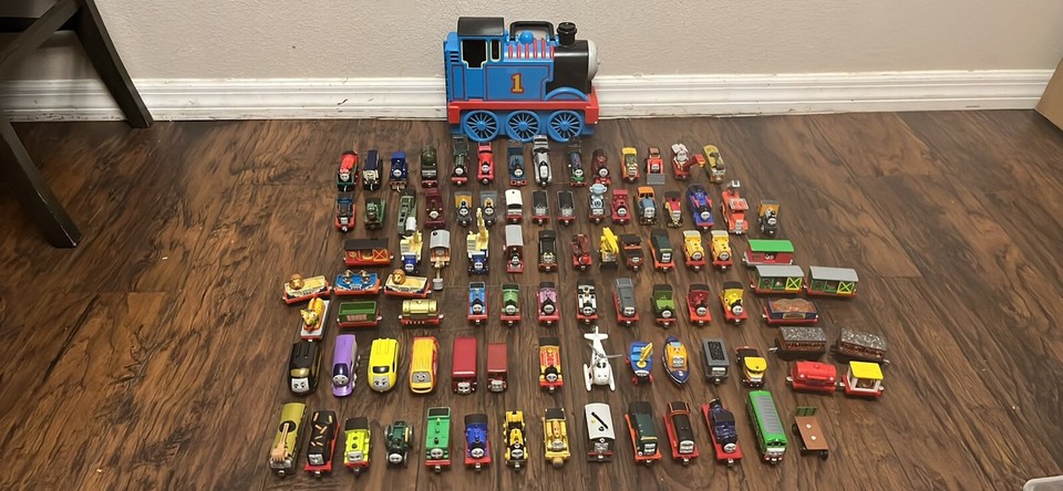 LARGE Thomas the train lot SUPER RARE metal trains!!! | eBay
