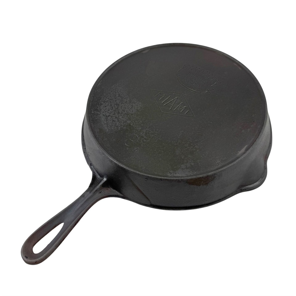 Favorite Piqua Ware Miami Cast Iron Skillet 8 Dual Logo Vintage Frying ...