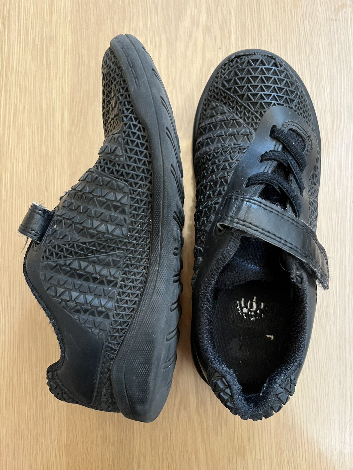 Clarks Boys Black Astro Turf School Sports Shoes, size 10.5 UK | eBay UK