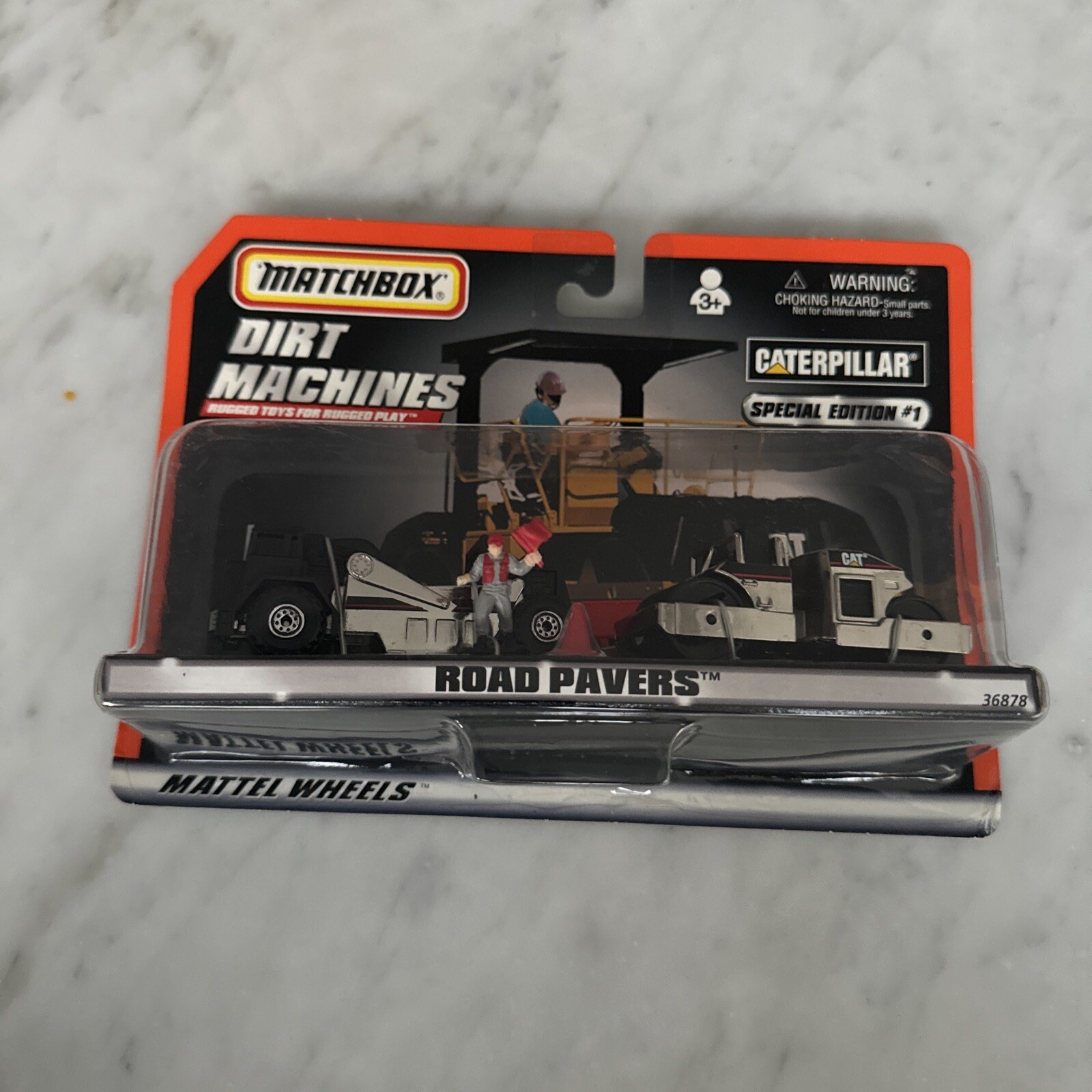 Matchbox CHROME CHASE #1 Dirt Machines Caterpillar Scraper Road Roller ...