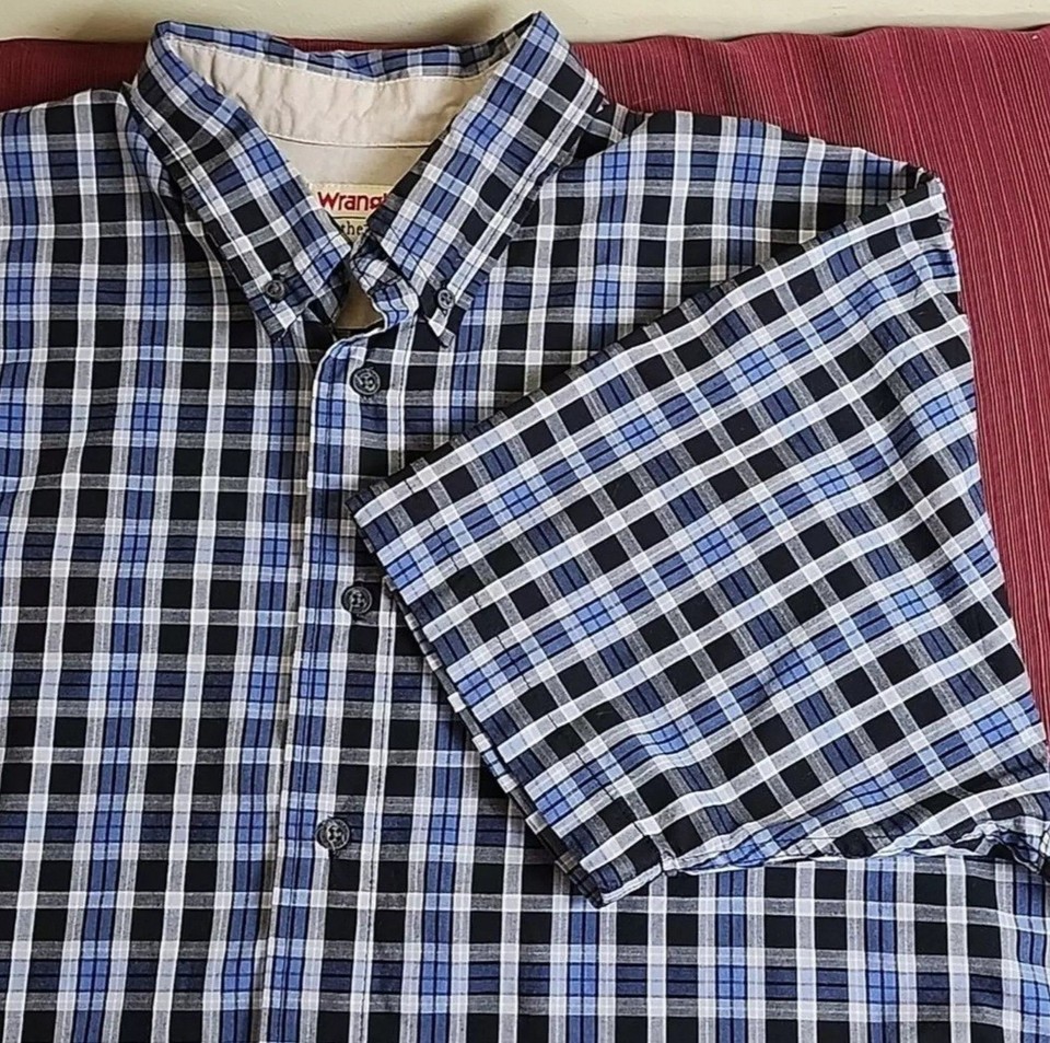 Wrangler Authentics Men's Blue, Black, White Plaid Button Down Short ...
