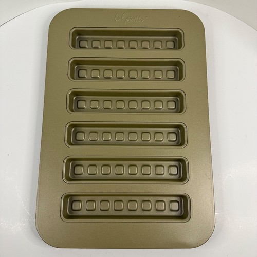 Bel Piatto Gold Ceramic Coated Waffle Treat Pan, makes 6 Pizza ...