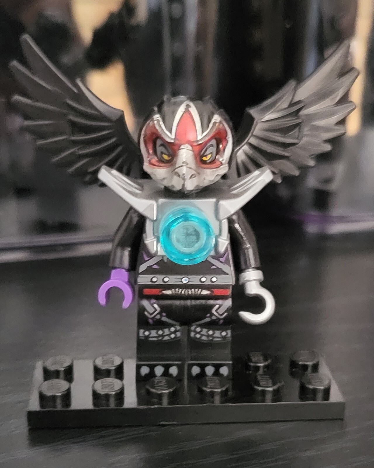 Lego Minifigure Legends of Chima Razar - Flat Silver Armor loc001 | eBay