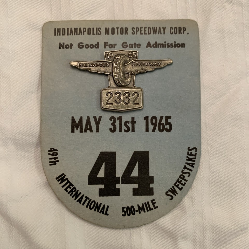 1965 INDIANAPOLIS INDY 500 PIT PASS BADGE PRESS MEDIA PIN Pinback w ...