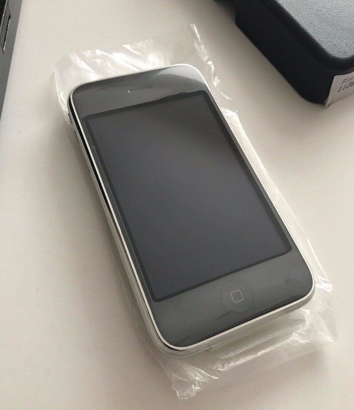 Old Stock Apple iPhone 3gs 32gb - 3rd Generation - White - Rare 2009 | eBay