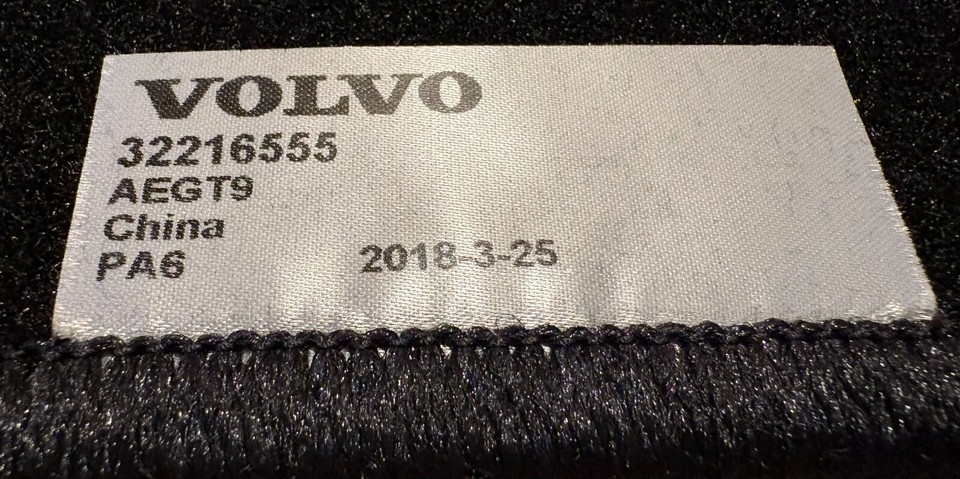 Volvo XC60 OEM black carpet Floor Mats 2018 - 2025 New Open Pkg ...