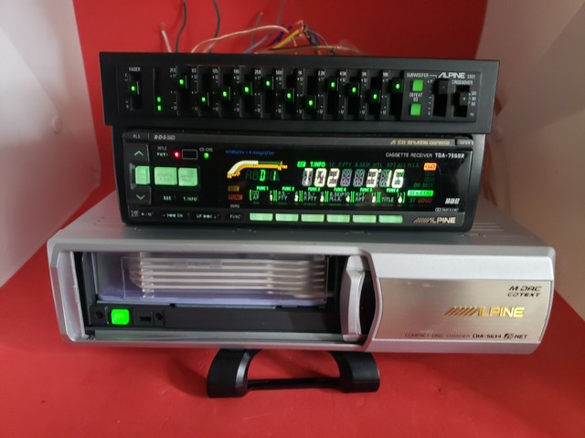 Alpine 11-Band Graphic Equalizer with Subwoofer Output - Black (3321 ...