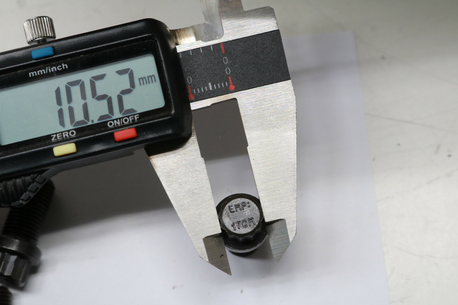 50 Pack EMP 170M 3/8-24 x 3/4" 12 Point Flange Ferry Cap Diesel Engine ...