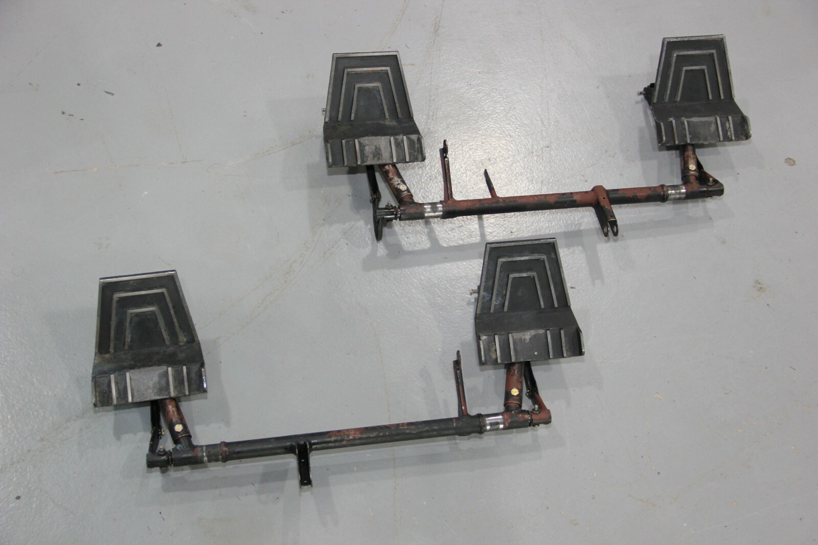 Cessna 150 Brake & Rudder Pedal Bar Set, P/N: 1460320-1 / 0411526-1 / ...