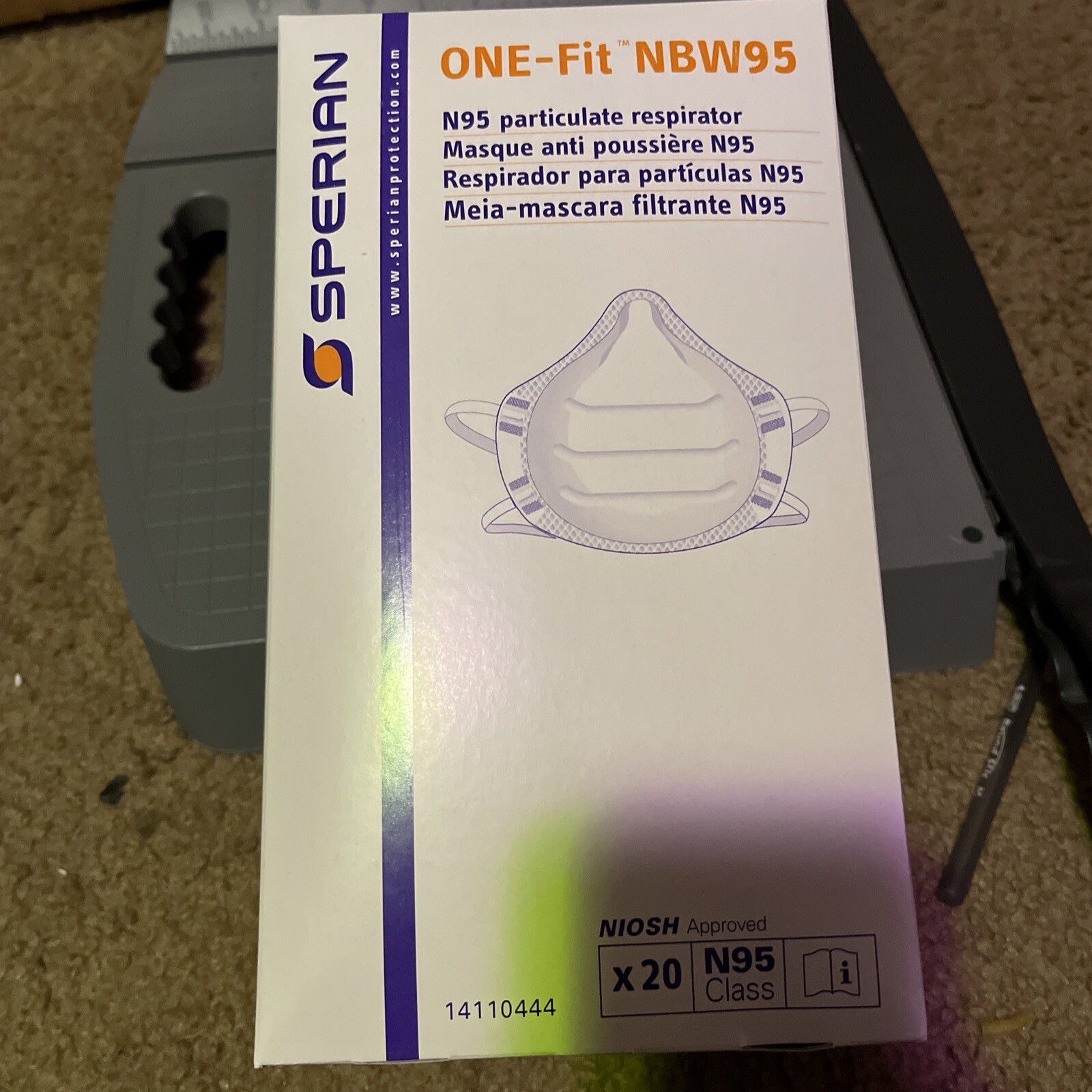 Sperian One-Fit NBW95V Disposable Respirator Mask - Pack of 10 ...