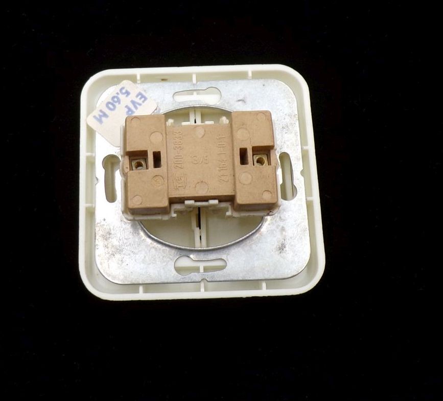 Change-Over Light Switch An From White GDR Double Toggle Switch | eBay