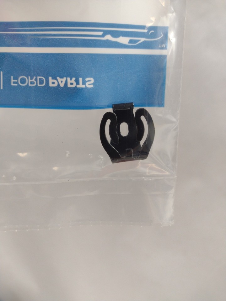 1 Ford Windshield Wiper Arm Pivot Adapter Connecting Arm Clip OEM NEW ...