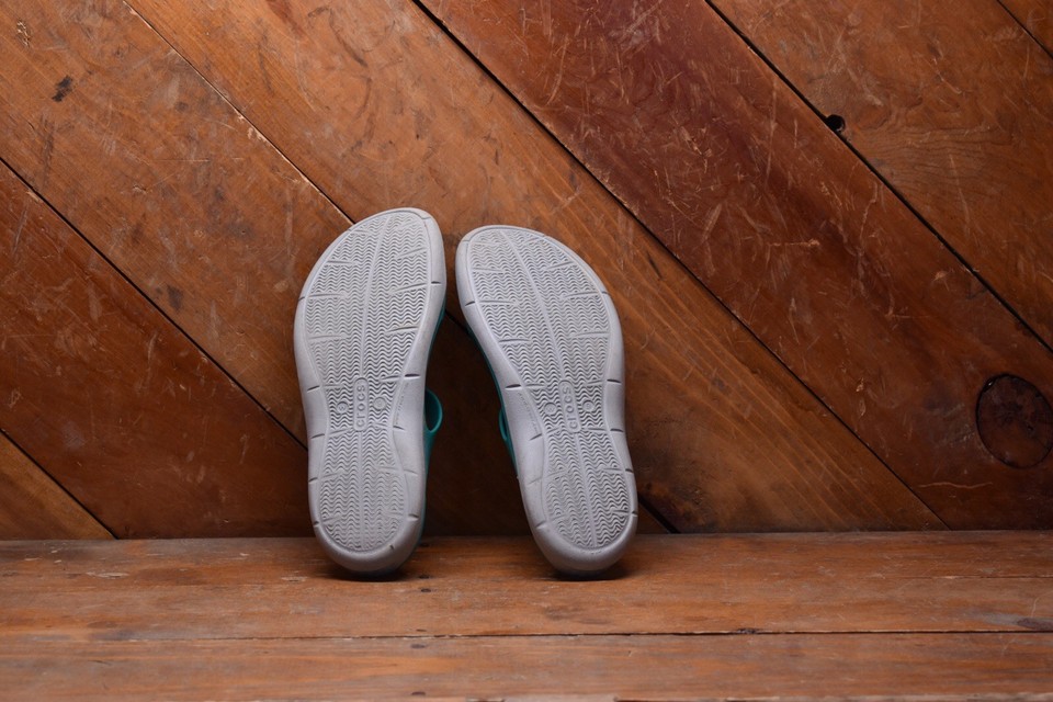 Crocs Women's Swiftwater Lightweight Tropical Teal Sandals Size 9W | eBay