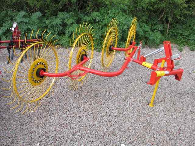 ACROBAT 4 Wheel Hay and Straw Rake/Straw Turner - New | eBay UK