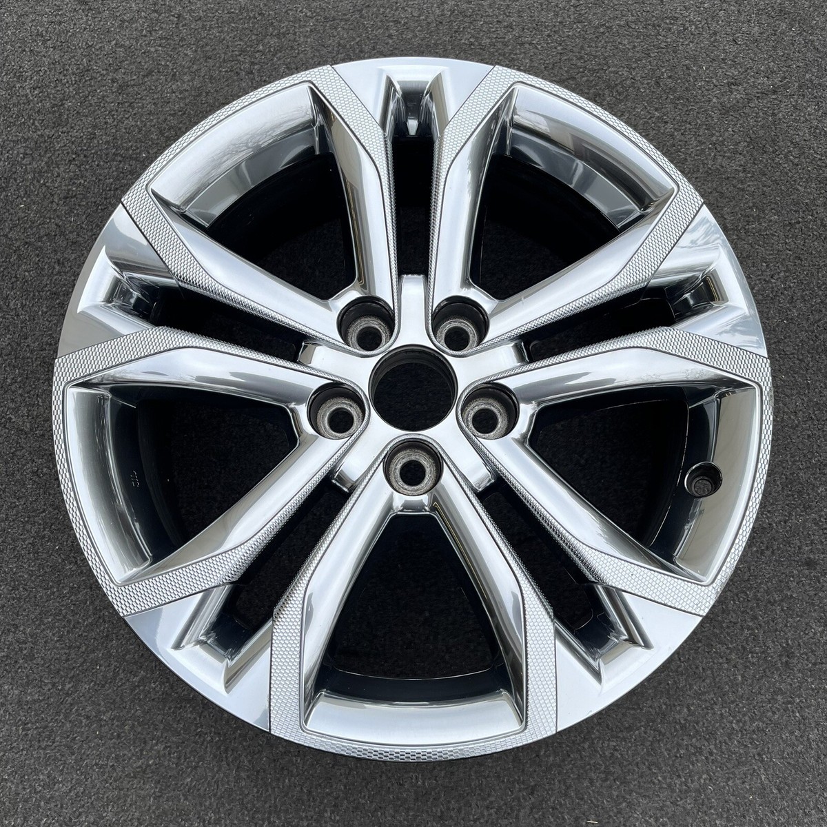 Toyota Minivan Rims Dropped White Toyota Sienna Rolling On Custom