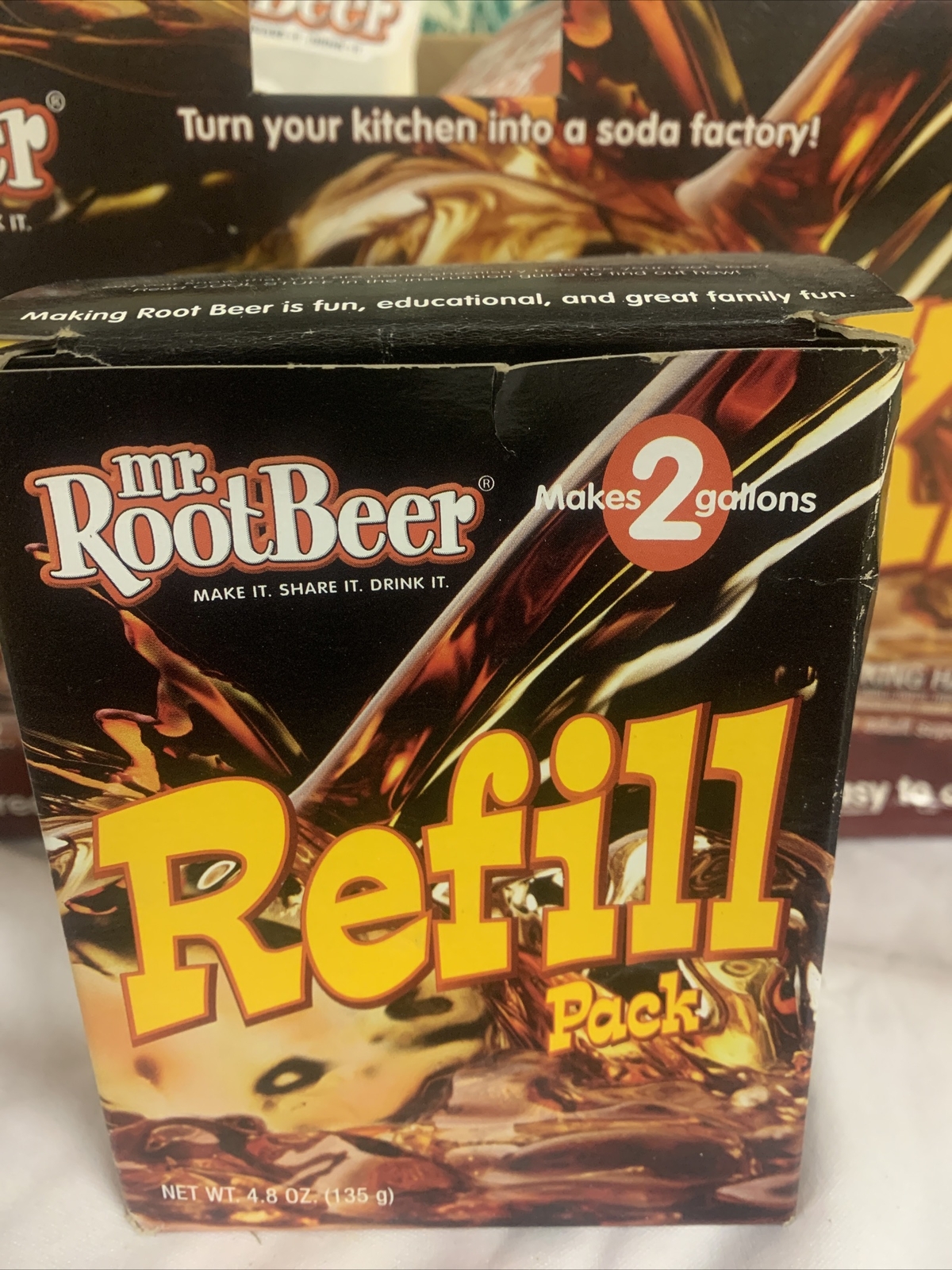 Mr. Root Beer 2 Gallon Home Brewing Root Beer Kit With 1 Refill Kit ...