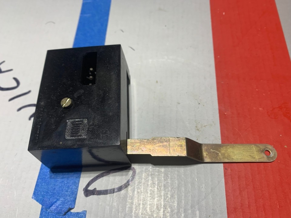 Dual 1219 Vintage Stereo Turntable Parting out - Switch Block and Cover ...