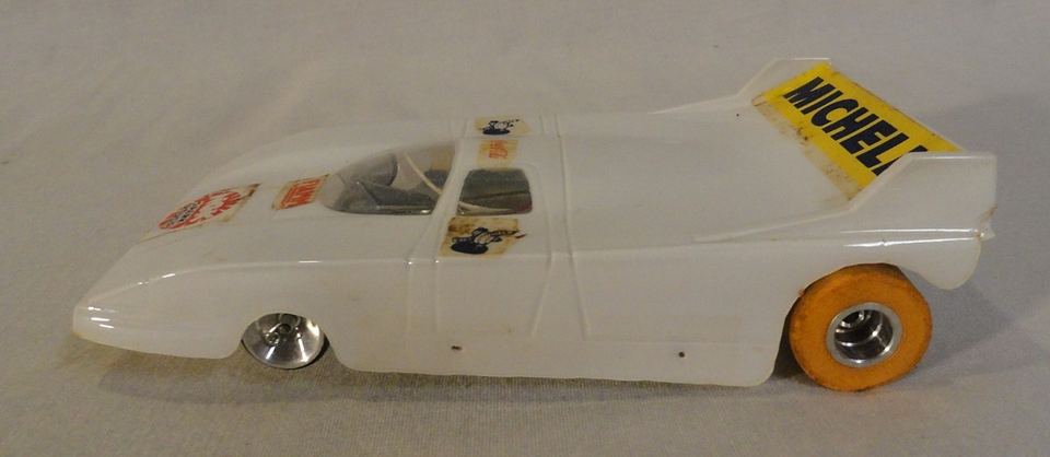 LOOK! OLD VINTAGE 1/24 & 1/32 PARMA SLOT CAR LOT WITH MUSTANG & DATSUN ...