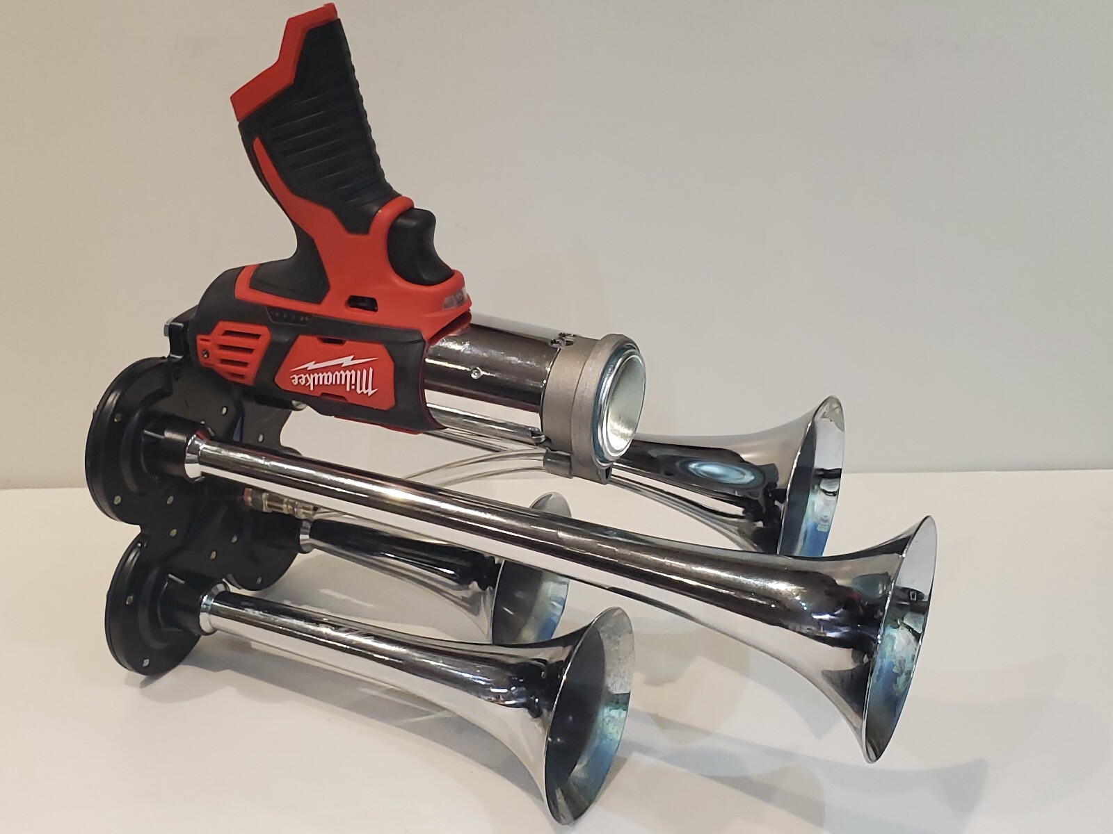 Milwaukee M12 12V Power Air Horn, Train Horn Compressor Quad Chromed 14 ...