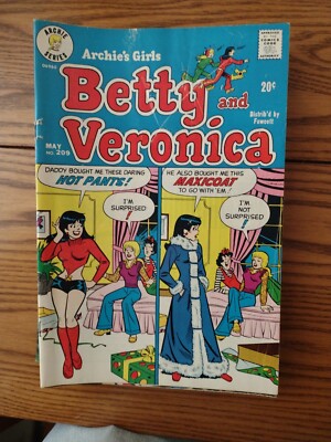 Archie's Girls Betty and Veronica #209 VG; Archie - May 1973 Hot Pants ...