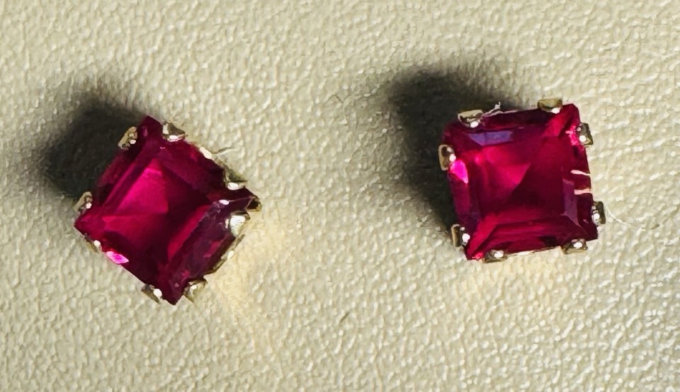 Beautiful VTG 14K Yellow Gold Square Lab-Created Ruby Stud Earrings 5mm 0.82g | eBay