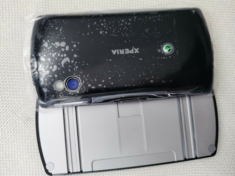 Sony Ericsson Xperia PLAY R800 R800i Game phone | eBay