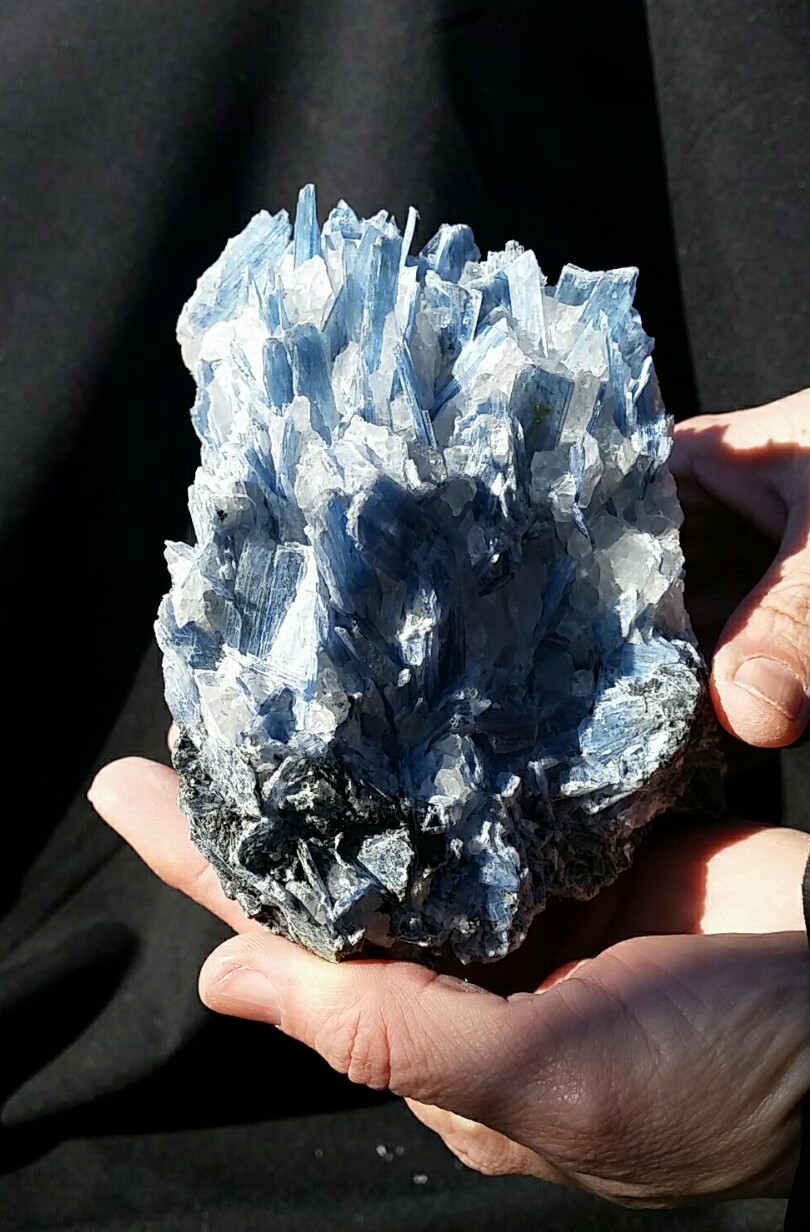 Disten , Disten türkis, Paraiba Cyanit # 1,411 Kg/ 13 cm | eBay.de