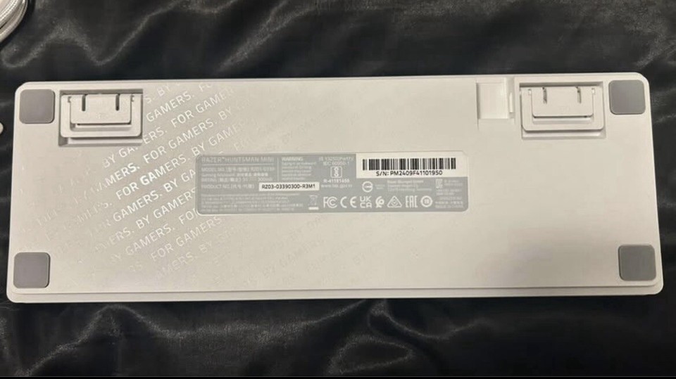 Razor Huntsman Mini 60% Gaming Keyboard | eBay