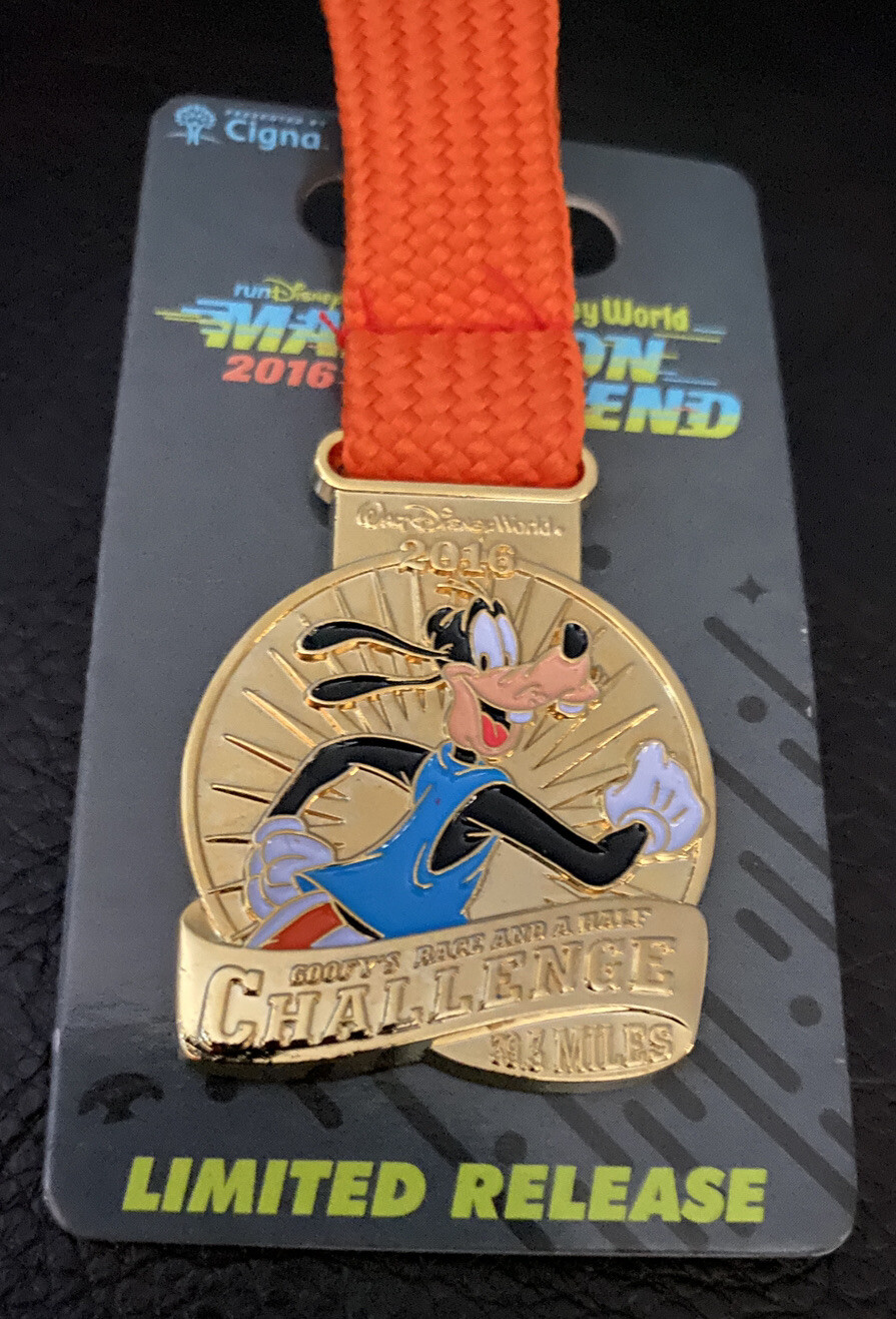 WDW 2016 Goofy Race & A Half Marathon Medal Goofy Disney Pin 113371 | eBay
