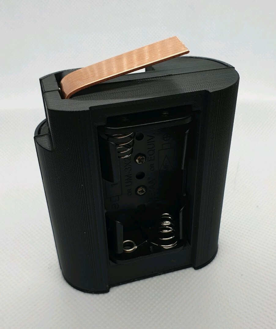 3 Volt ARP WW2 Torch And Vintage Bicycle Lamp Battery Adaptor. Ever ...