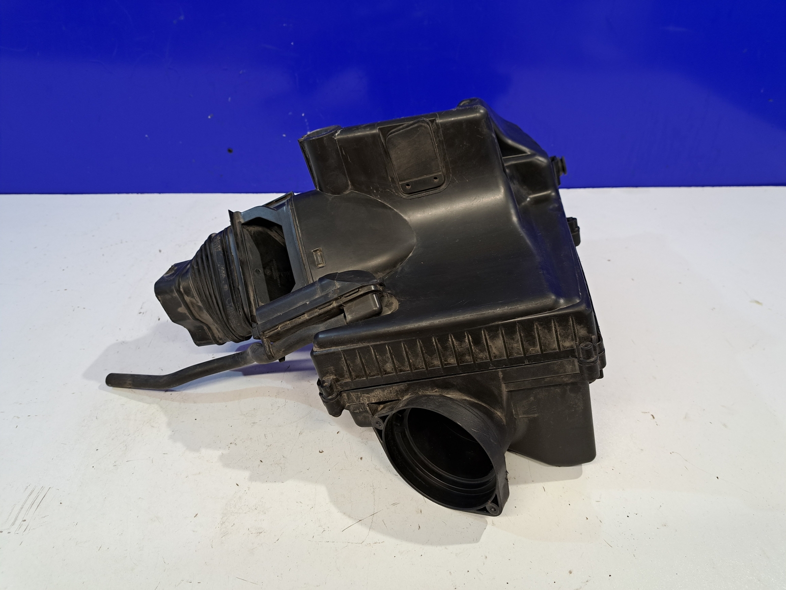 VOLVO V70 III BW Air Filter Box 31370671 2.4 Diesel 158kw 2013 22598267 ...