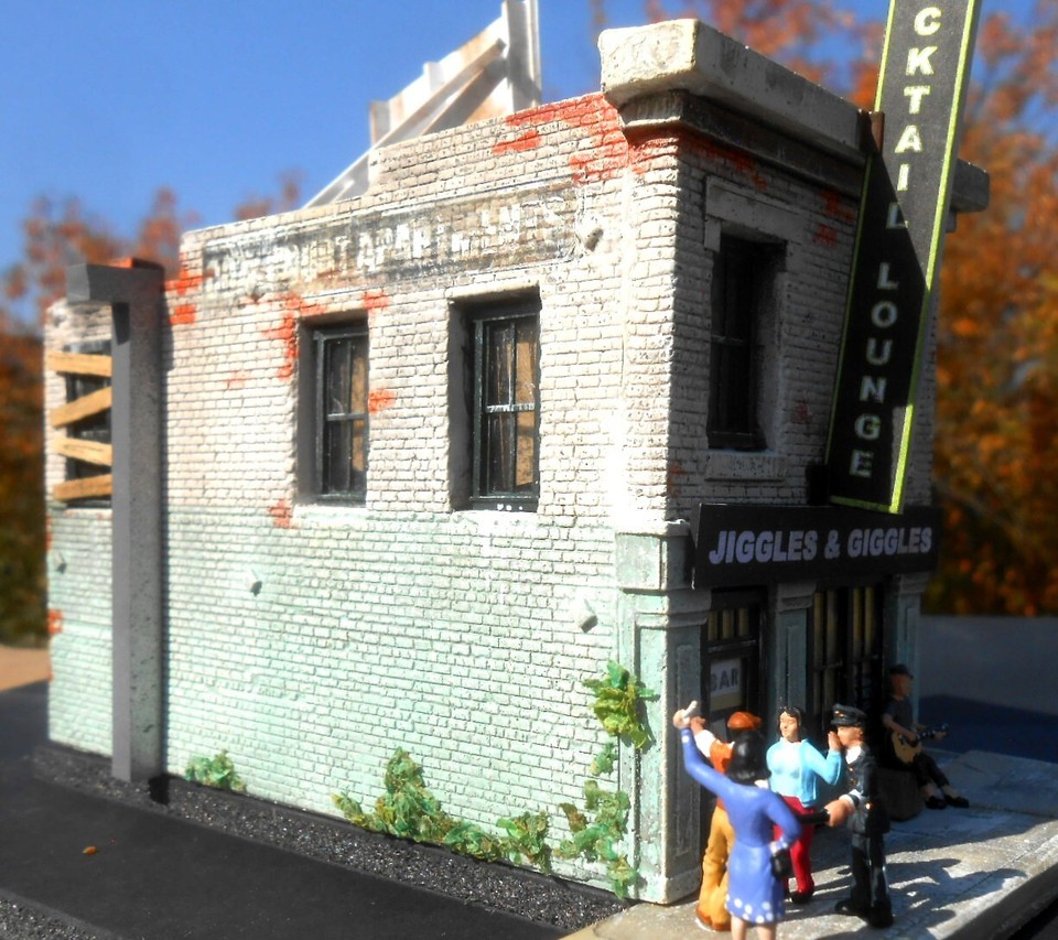 HO Scale Building 2 Hydrocal Craftsman Kit Lot Jiggles & Giggles Chop ...