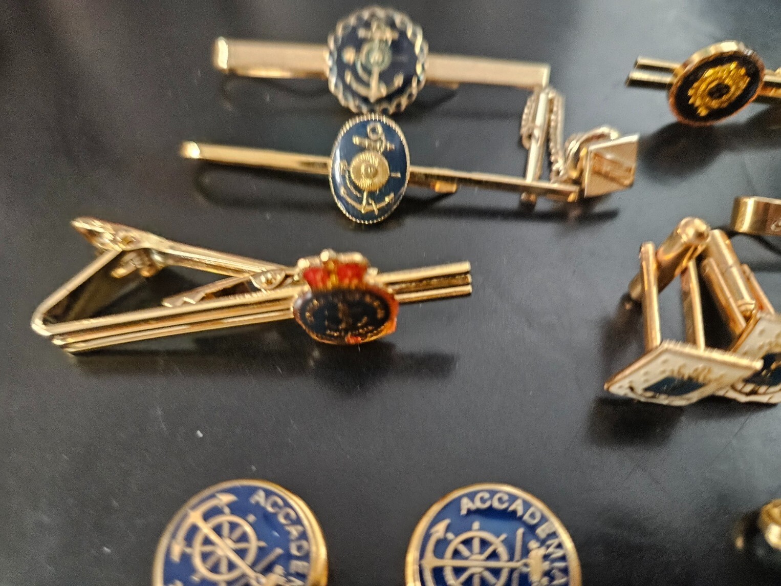 VINTAGE ARMADA DE CHILE NAVAL CUFF LINKS & NONUS ITEMS - Gem