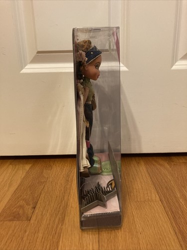 Bratz+2002+Strut+It+Meygan+Doll+3+Outfits+Poster for sale online | eBay