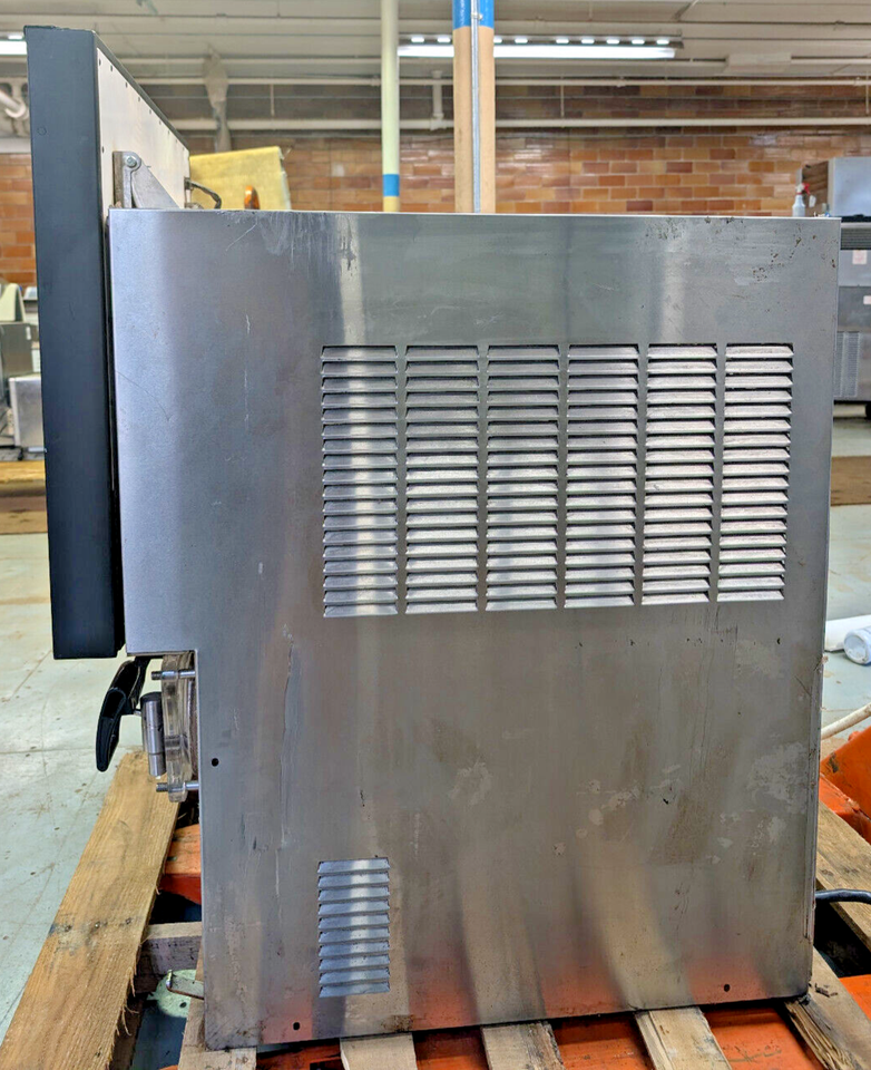 Cornelius Viper 4 Frozen Drink Machine, Four Flavor Barrels, Slushie ...