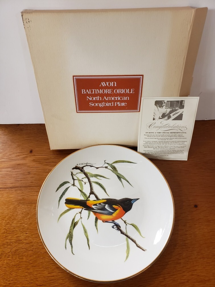 Logotipo De Avon Oriole The Miracle Mascot Towne Post Network